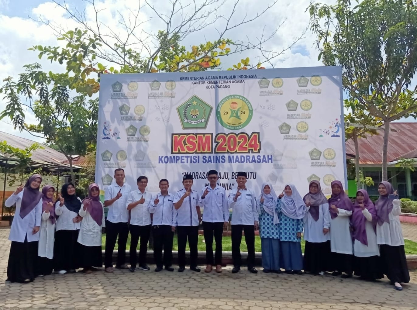 9 Siswa MAN 2 Padang Ikut Berlaga di KSM Kota Padang - MAN 2 KOTA PADANG