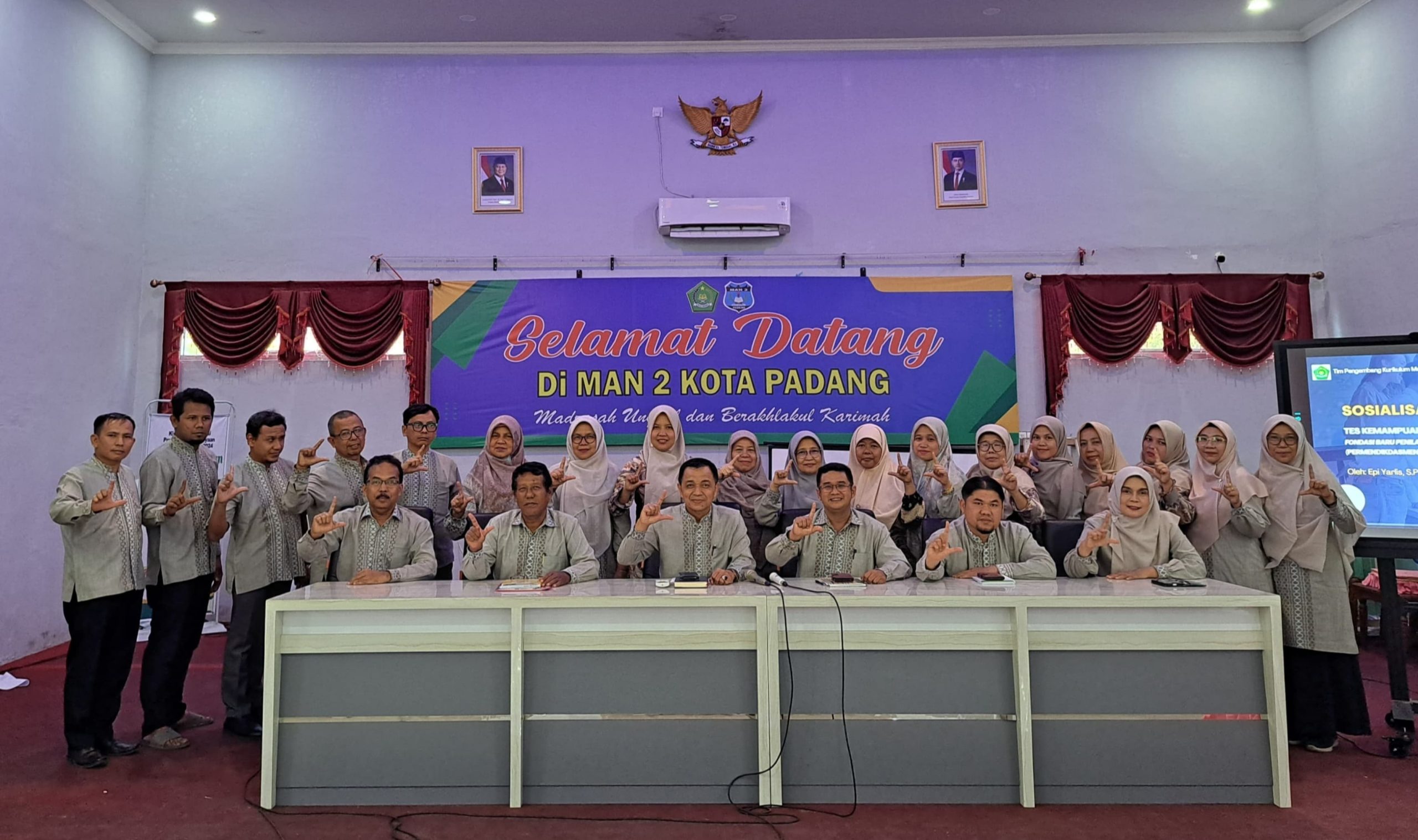 139 Siswa MAN 2 Padang Lolos SNBT 2025, Kepala Madrasah Apresiasi Kerja ...