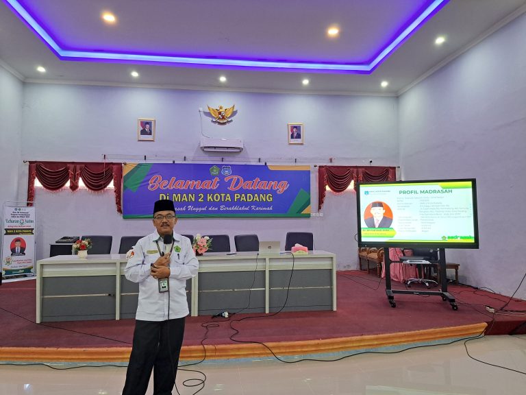 MAN 2 Padang Jadi Pilot Project Sekolah Adiwiyata di Sumatera Barat