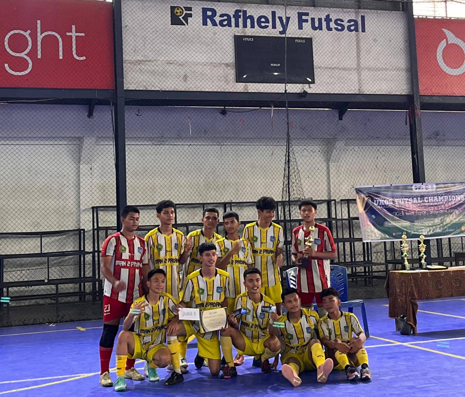 Tim Futsal MAN 2 Padang Raih Juara 3 UKOS Championship UNAND